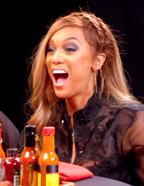 Watch S05 E14 - Tyra Banks Cries for Her Mom While Eating Spicy Wings ...