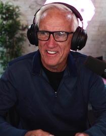 Watch S01 E12 - Teaching My Dad Fortnite / I Cheated in a 50,000 ...